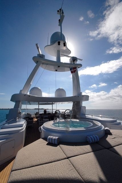 Yacht ALLEGRIA, Hakvoort Shipyard | CHARTERWORLD Luxury Superyacht Charters